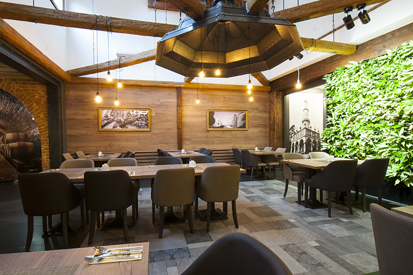 Restaurace U Tlustých Lednice - LINO DESIGN